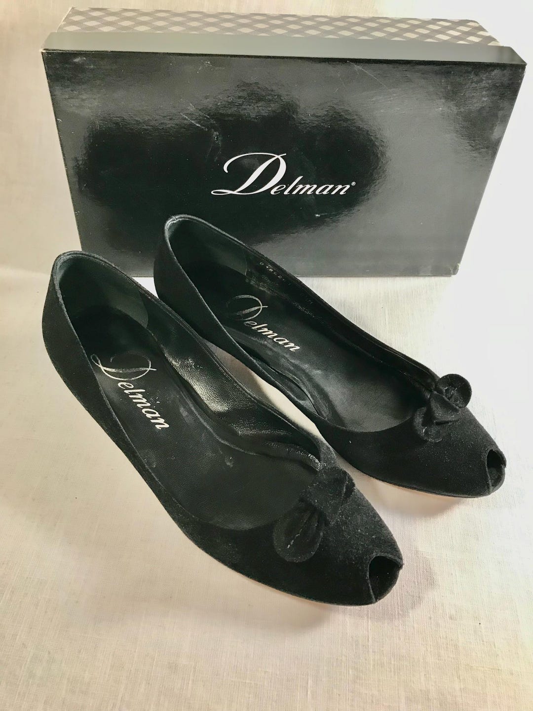 Delman Black Suede Kitten Heel Pumps Size 8.5M - Etsy