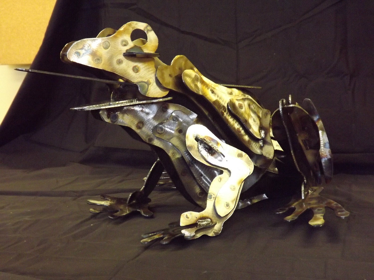 Metal Art Frog, Steel Art Frog, Garden Art Frog by Brown-donkey Designs ...