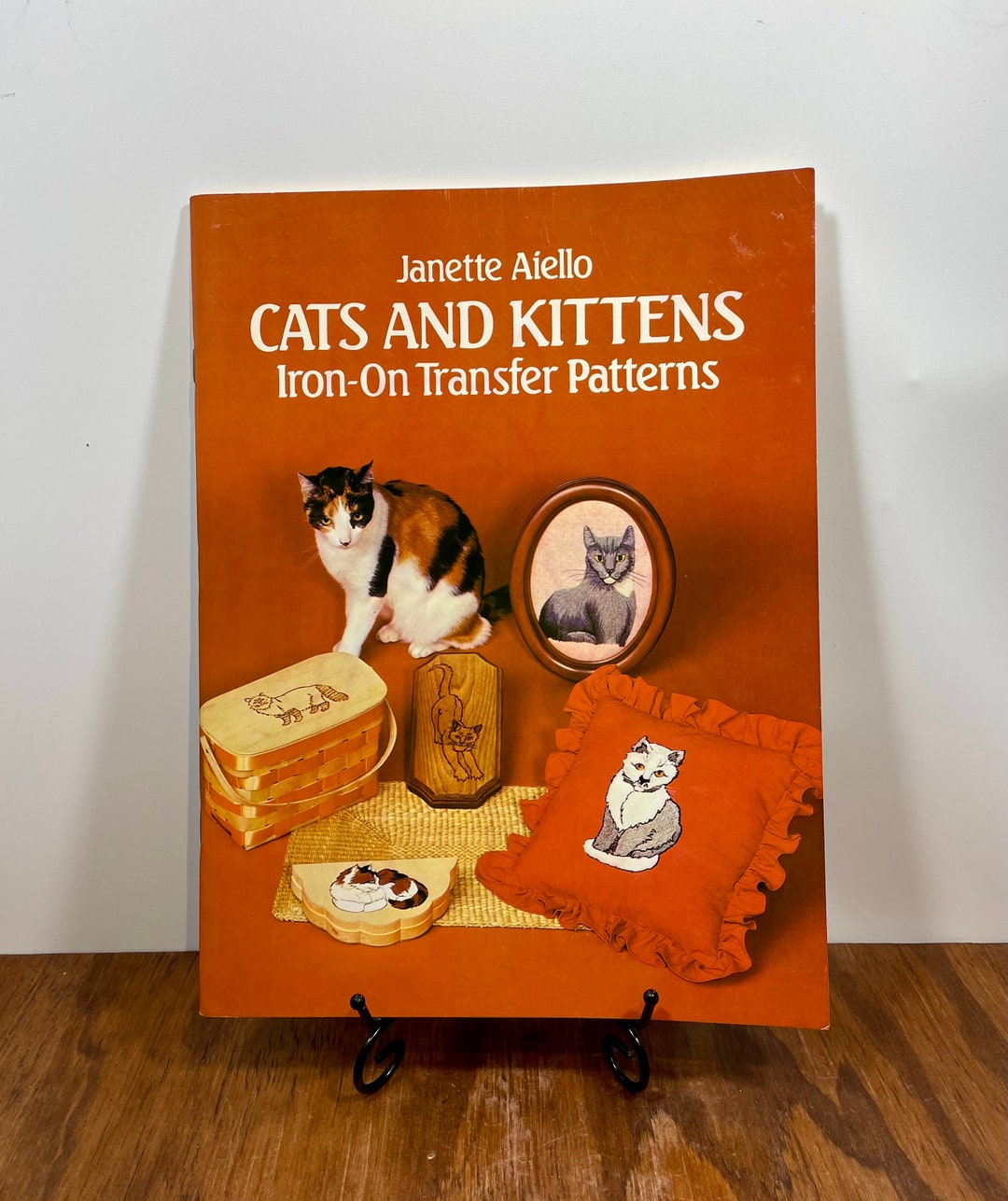 Embroidery Iron-on Transfer Patterns Cats and Kittens by Janette Aiello ...