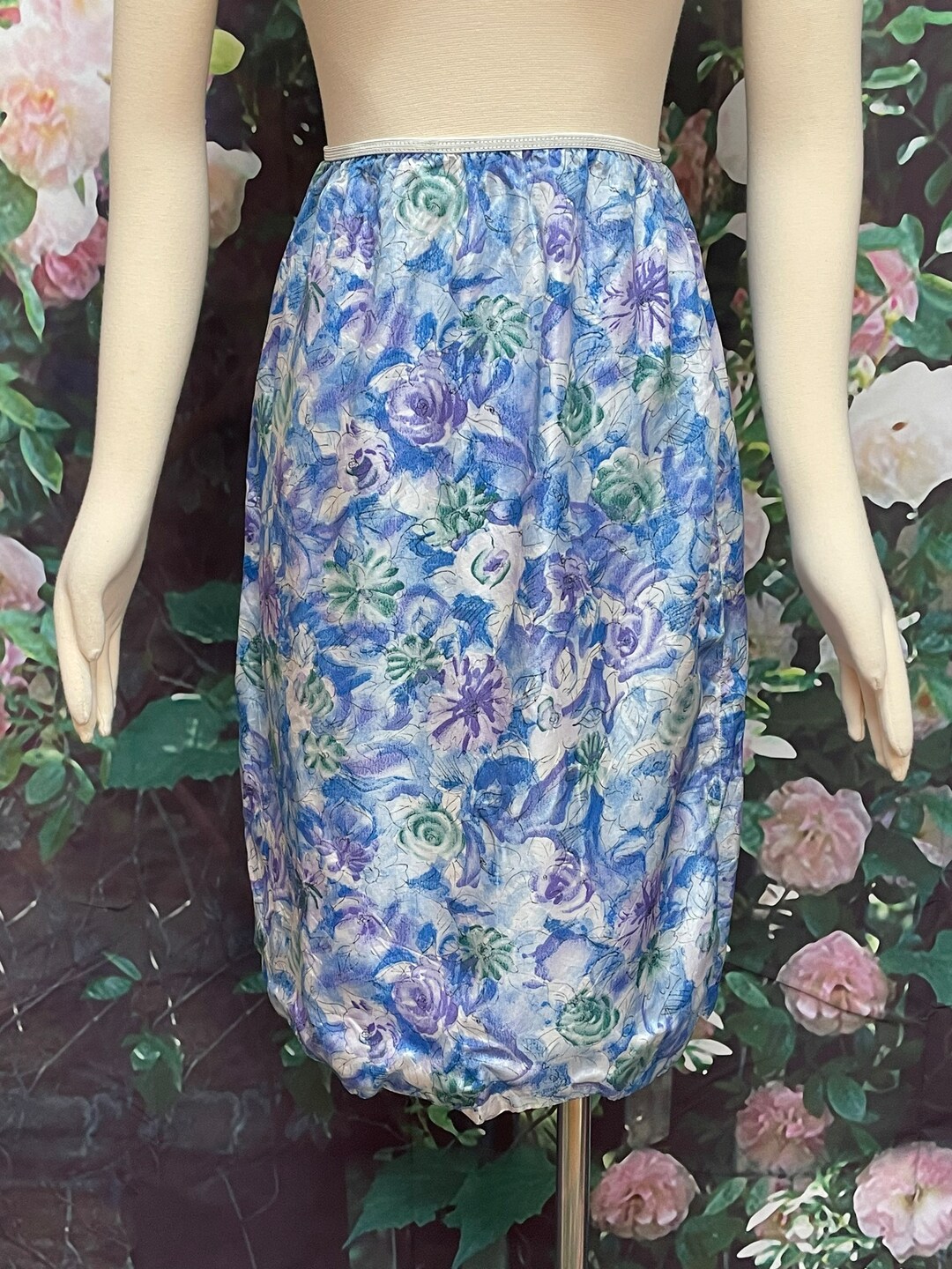 70s Blue Floral Taffeta Half Slip Medium - Etsy