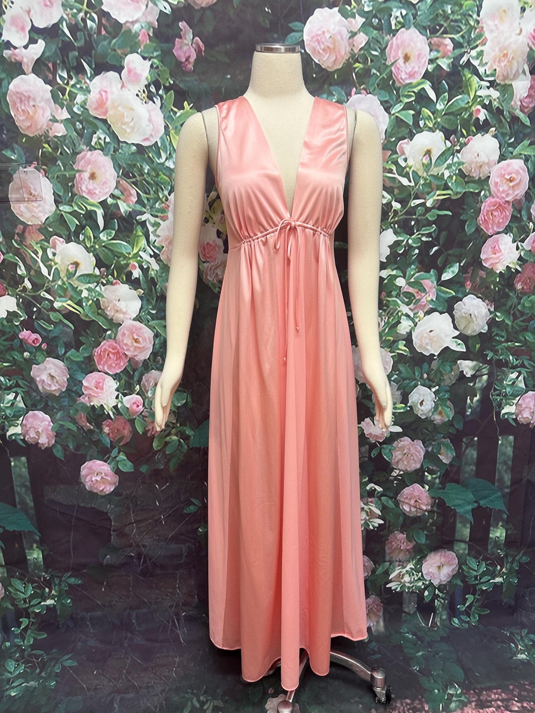 70s Vanity Fair Rose Pink Goddess Nightgown Size 32 - Etsy