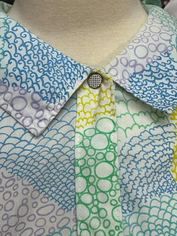 80s Pastel Swirl Snap Front House Coat - Gem