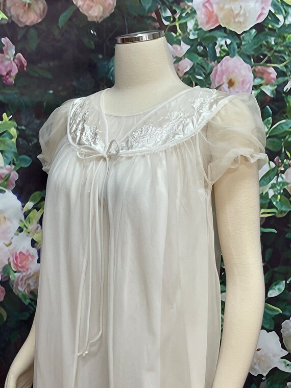 60s White Chiffon Negligee Peignoir Set Bridal Nightg… - Gem