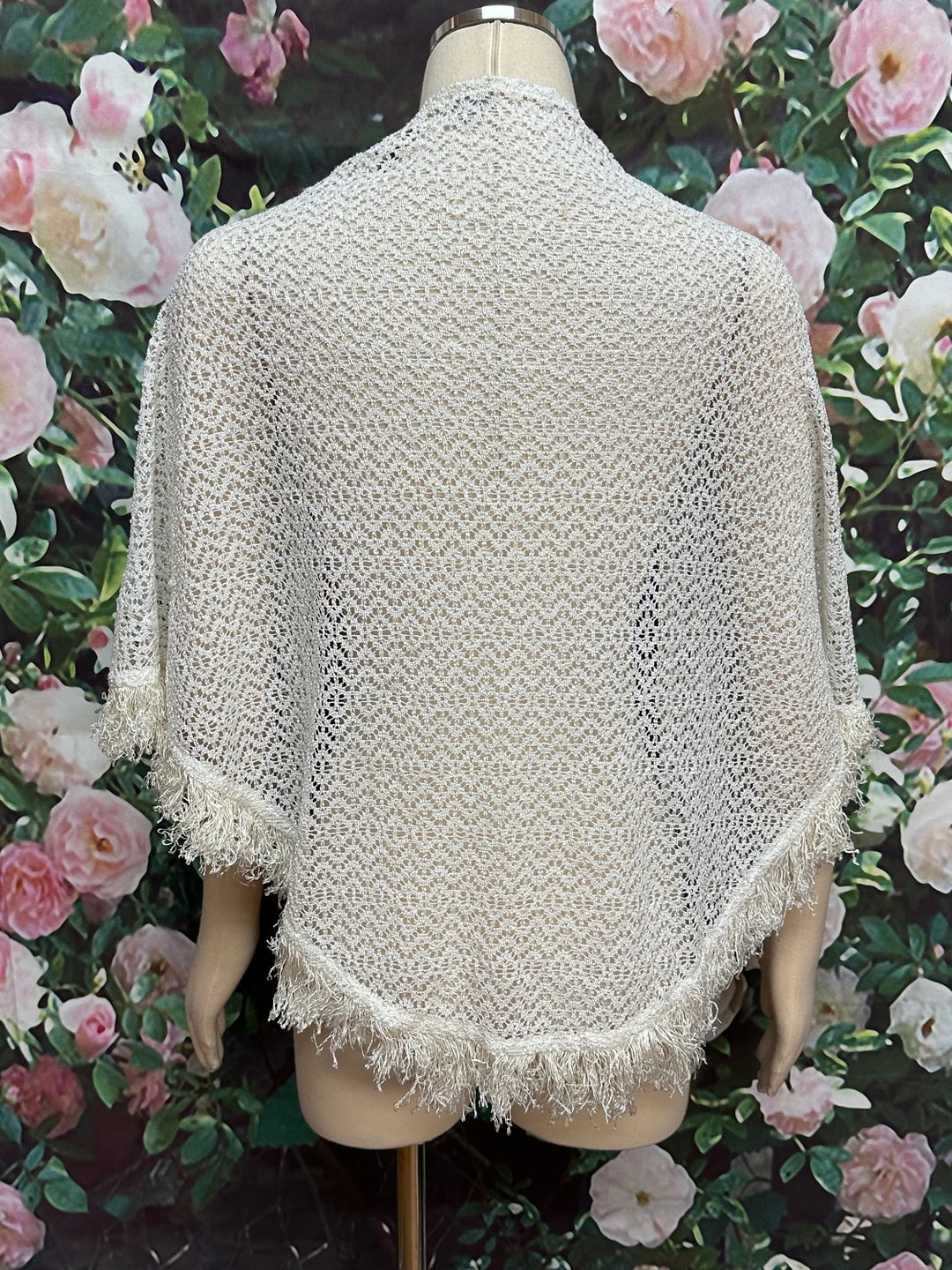 70s Boho White Lace Fringe Triangle Shawl Cottagecore - Etsy