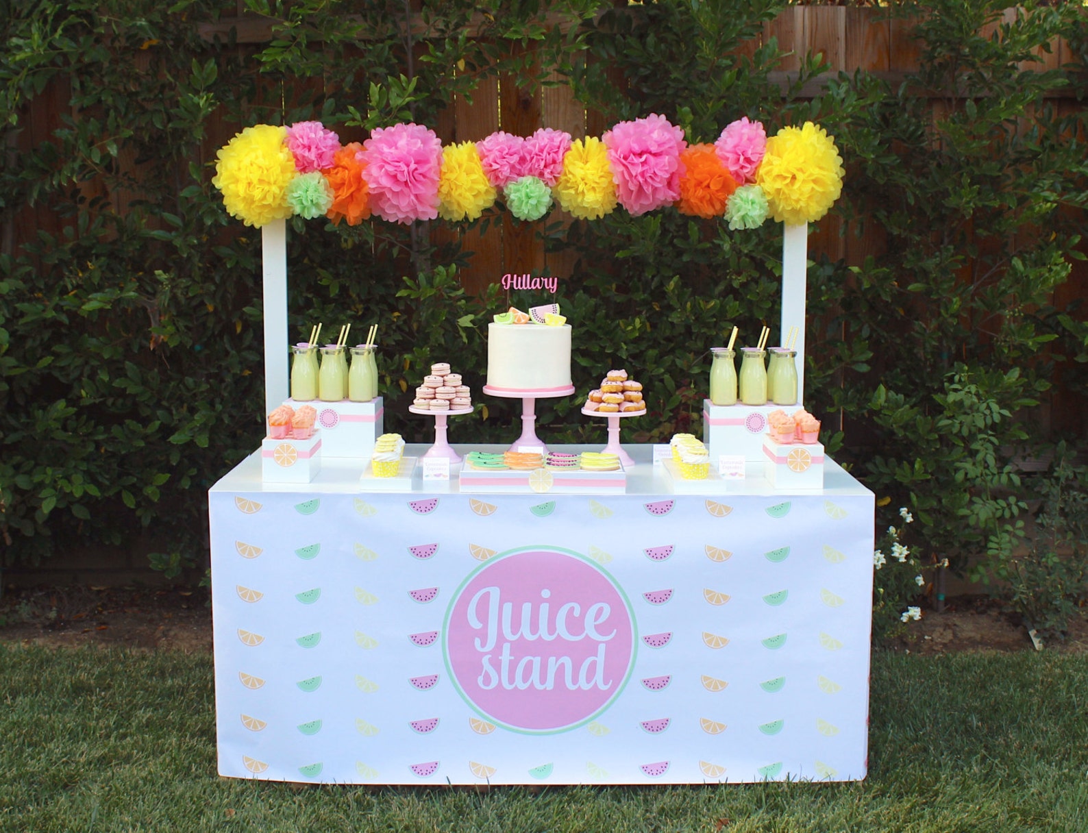 Feeling Fruity Juice Stand Wrap by Bloom | Etsy