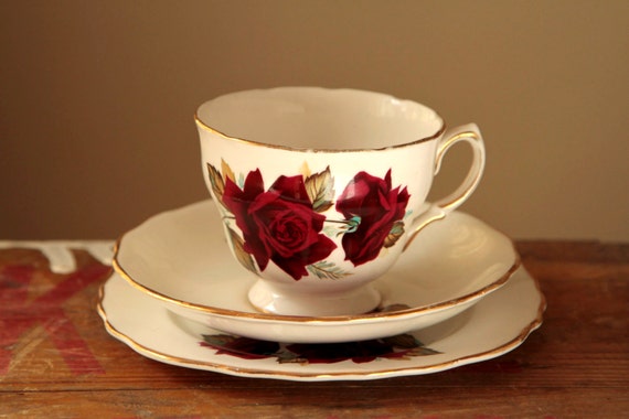 Items similar to Red rose English tea cup saucer and cake plate ...