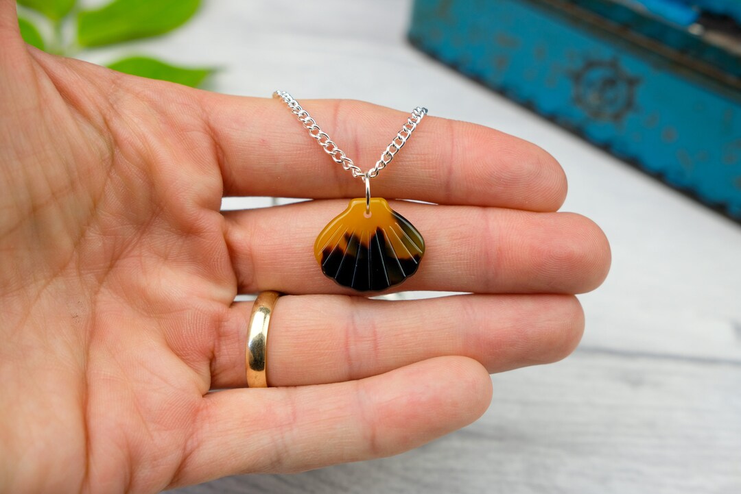 Tortoise Shell Clam Necklace: Vegan Acrylic Pendant, 18 Inch Chain - Etsy