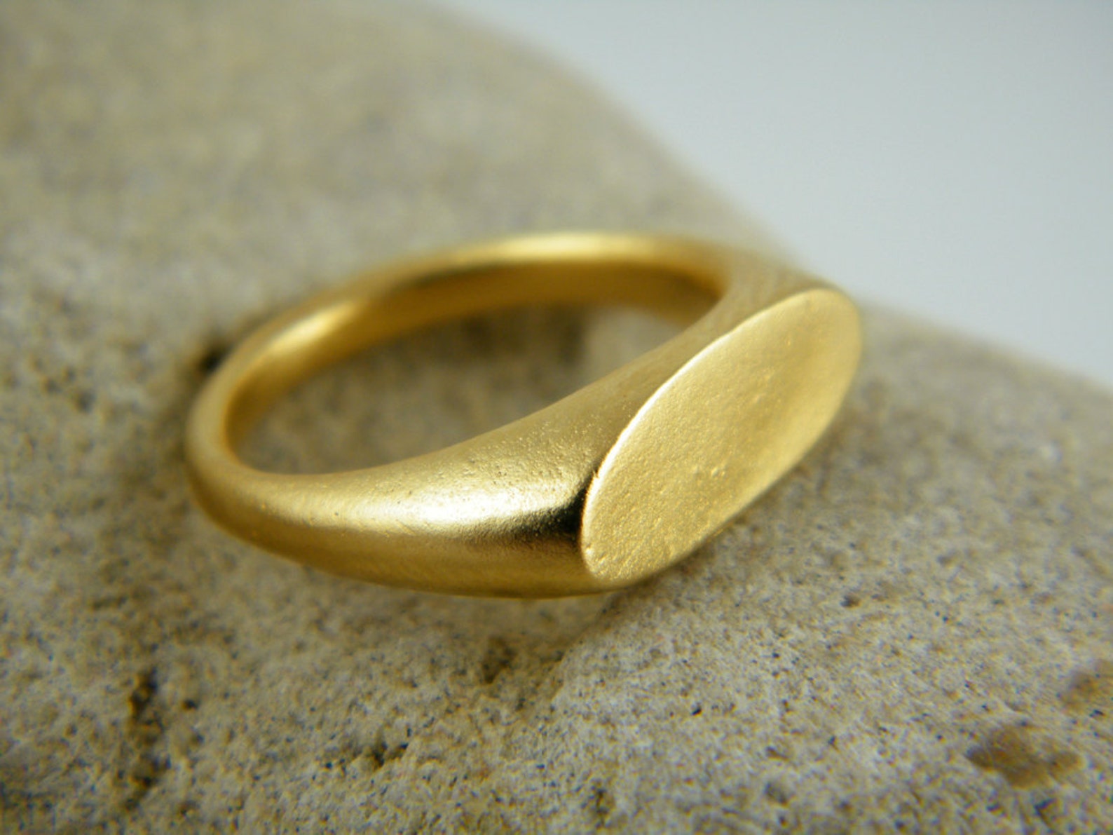 Gold Signet Ring Oval Gold Ring Dainty Gold Ring Personalized - Etsy