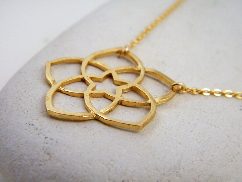 Gold Star Necklace Gold Flower Pendant Mandala Necklace - Etsy