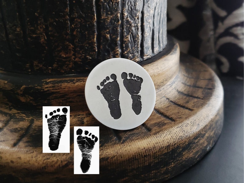 Lips Golf Ball Marker Deep Engraved Personalized by You - Etsy