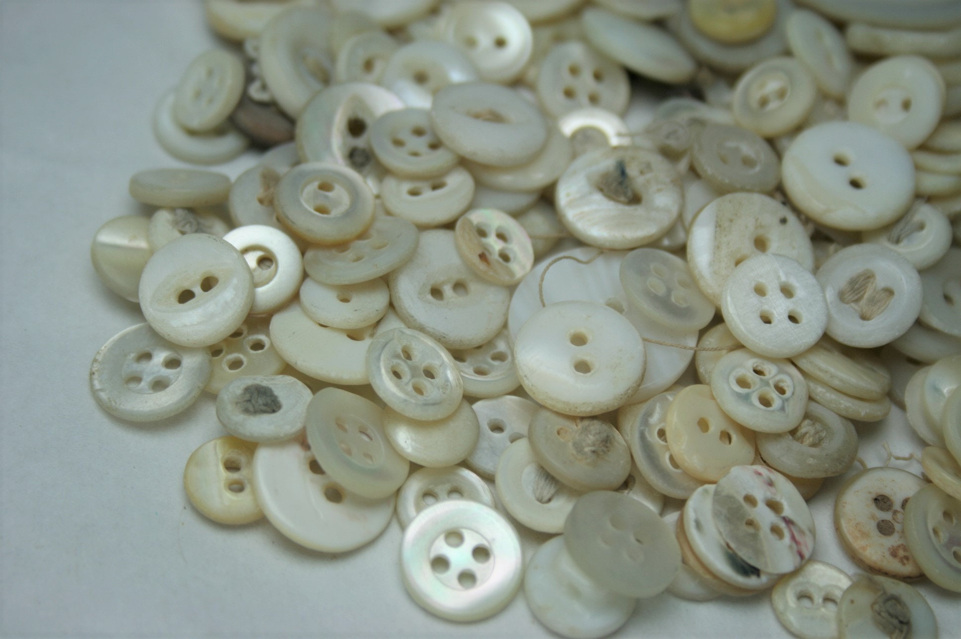 Lot of Vintage/antique MOP Shell Buttons 200 Mixed Sizes - Etsy