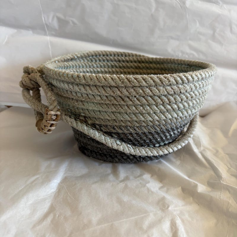 Custom Lariat Basket - Etsy