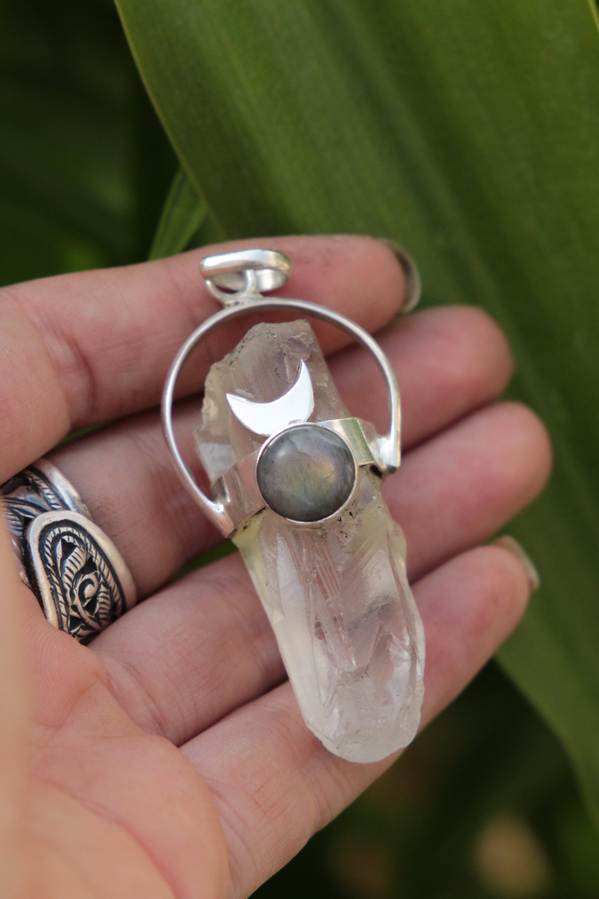 HIGH VIBRATION NECKLACE - Labradorite Moon Necklace - Raw Quartz - Moon ...