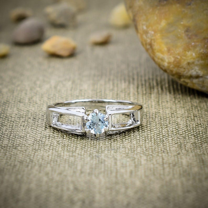 Natural Blue Topaz Solitaire Ring, 925 Sterling Silver Minimalist Band ...