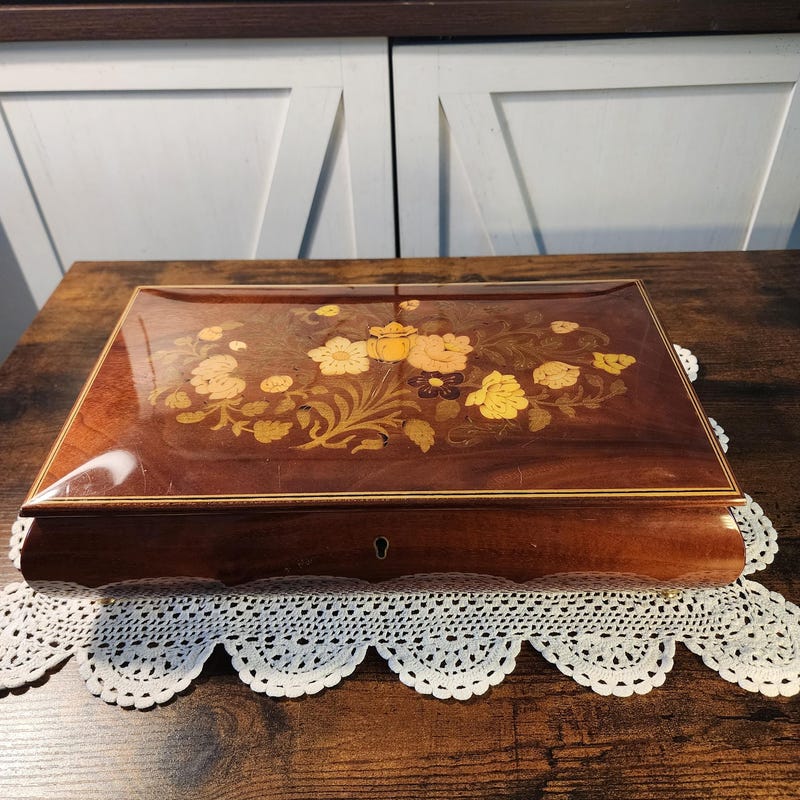 Sorrento Music Box Reuge - Etsy