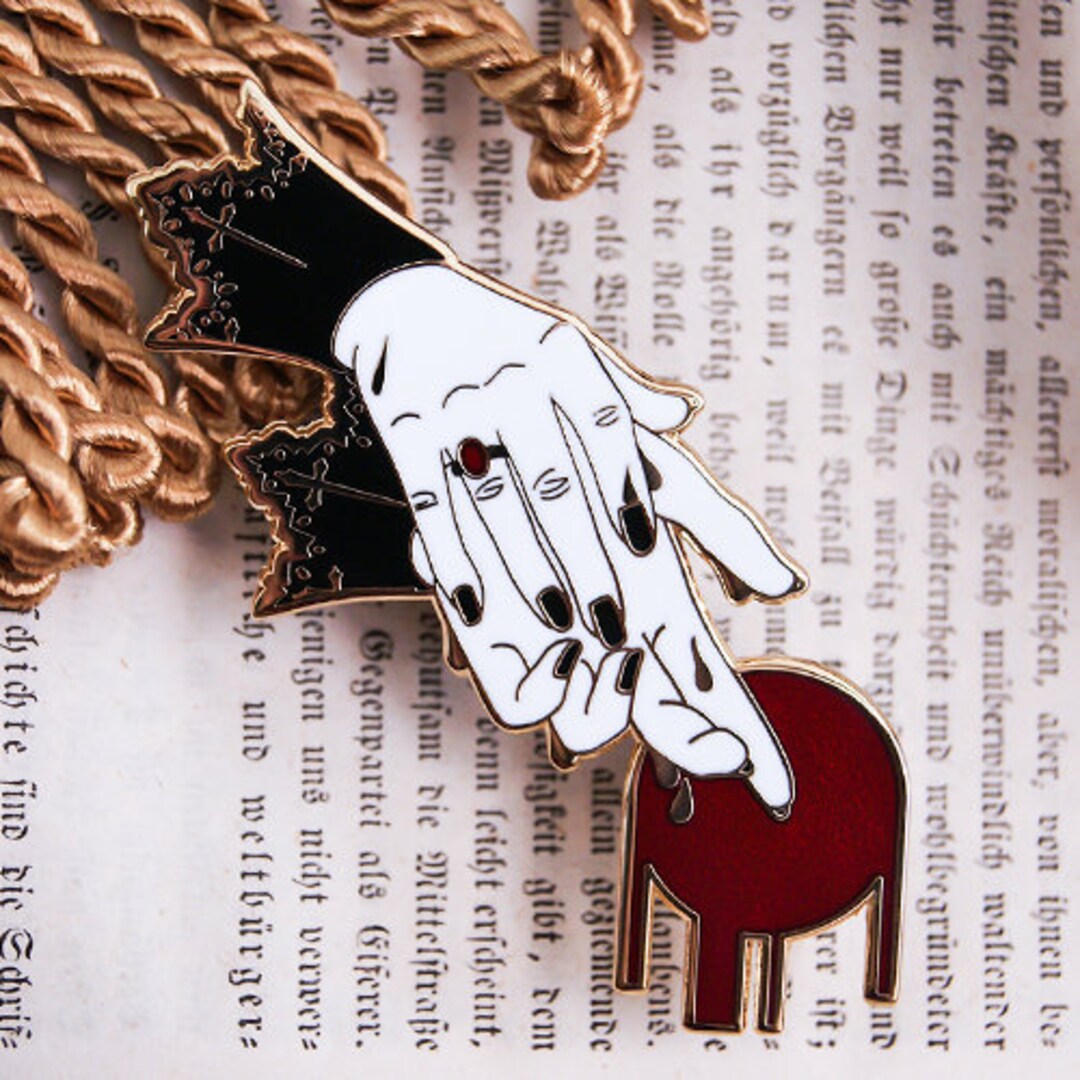 Lady Macbeth Enamel Pin From the Shakespeare Enamel Pins Collection - Etsy