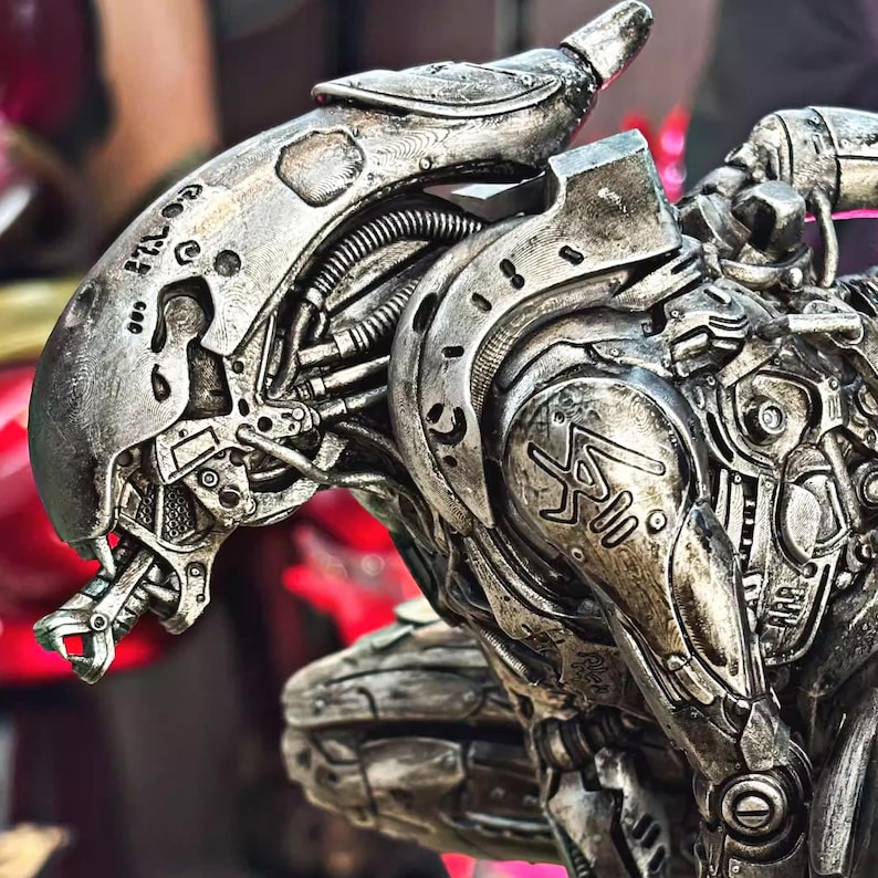 Xenomorph Alien Mecha Figure | Xenomorph Hybrid Figure | Alien Vs ...
