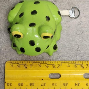 Frog Tape Measure 'A Lorrie Design' Vintage Retractable Rotary Sewing ...