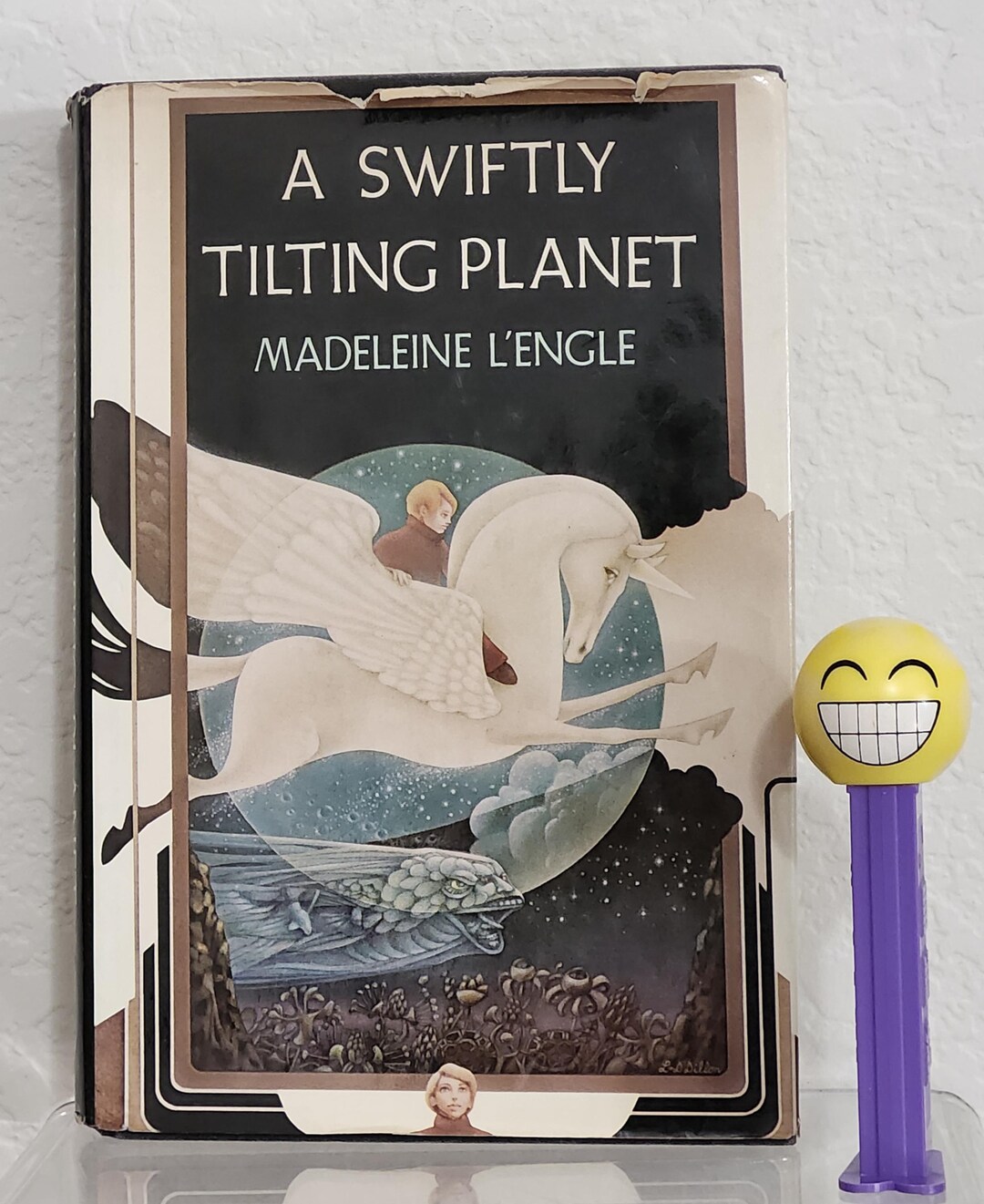Vintage Madeleine L'engle Book, A Swiftly Tilting Planet, First ...