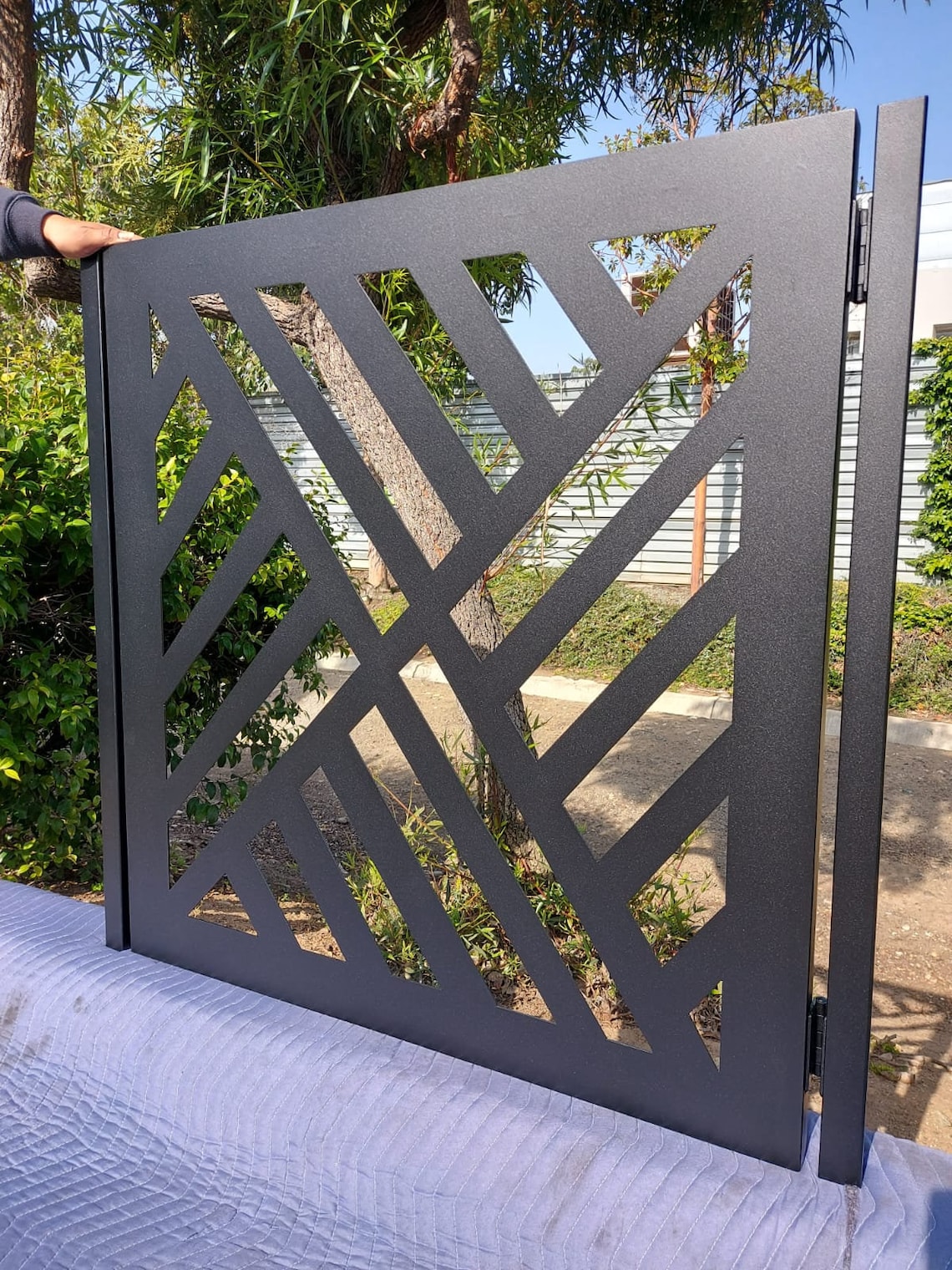 Contemporary Modern Metal Gate, Modern Metal Gate, Custom Size Art ...