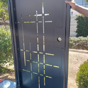 Privacy Gate for Side Courtyard | Steel Gate | Pedestrian Iron Gate ...