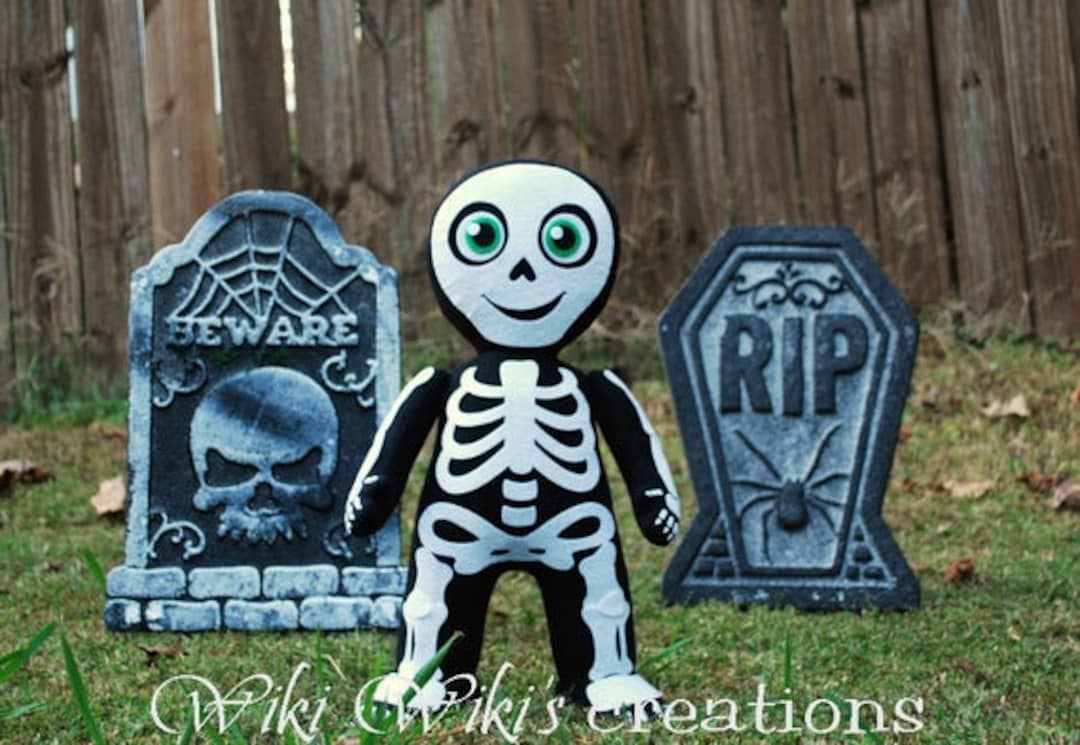 Plush Felt Skeleton Doll, Felt Skeleton, Felt Doll, Halloween Doll - Etsy