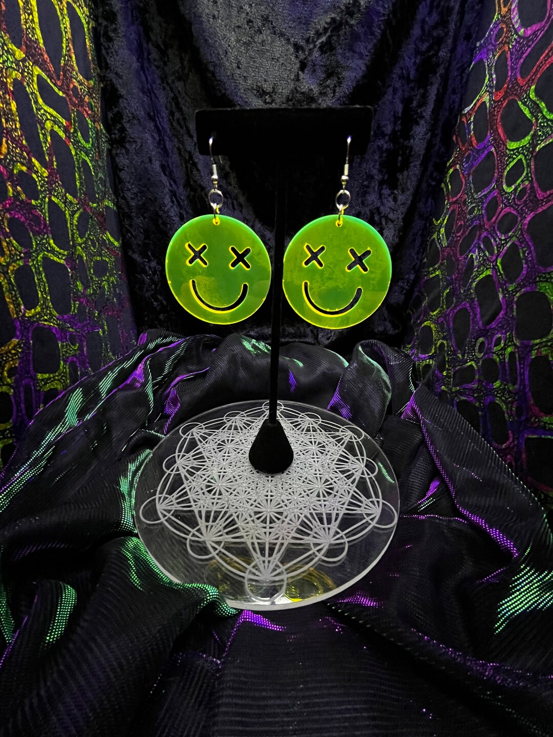 X-eyed Smiley Face\\• - Etsy