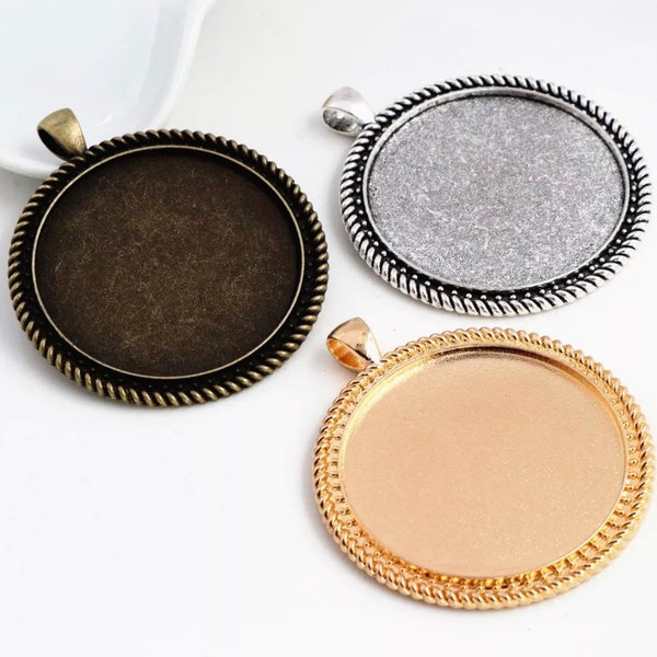 Large Round Pendant - Etsy