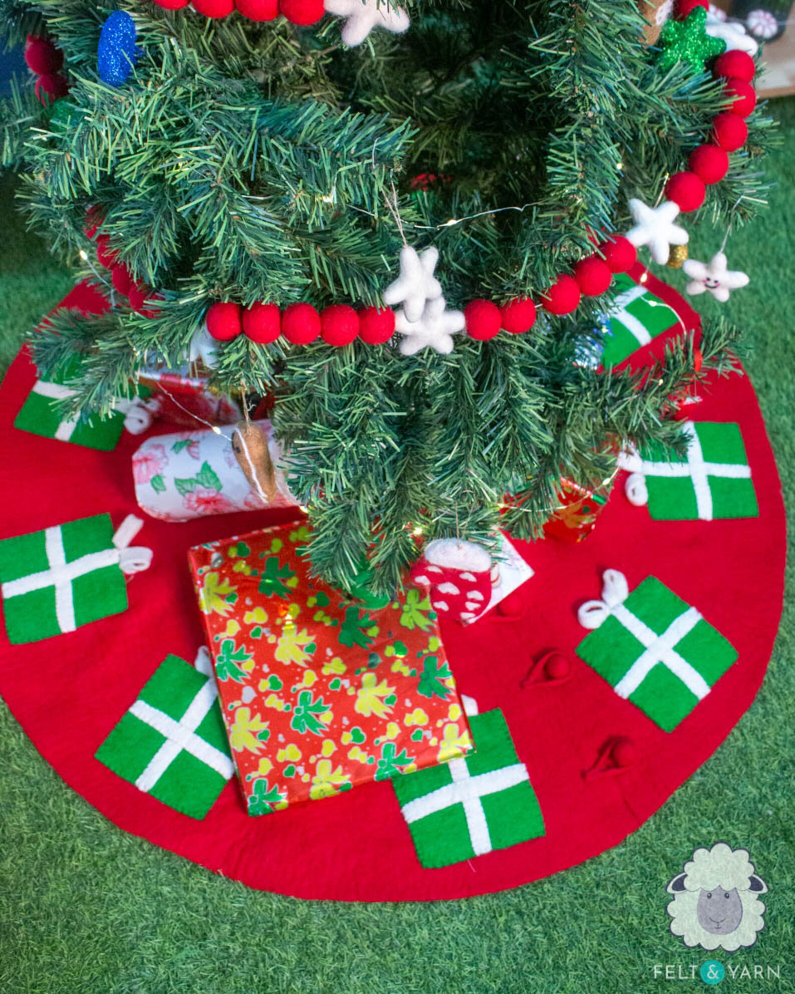 Wool Felt Tree Skirt With Gifts Hand Felted Tree Skirt | Etsy
