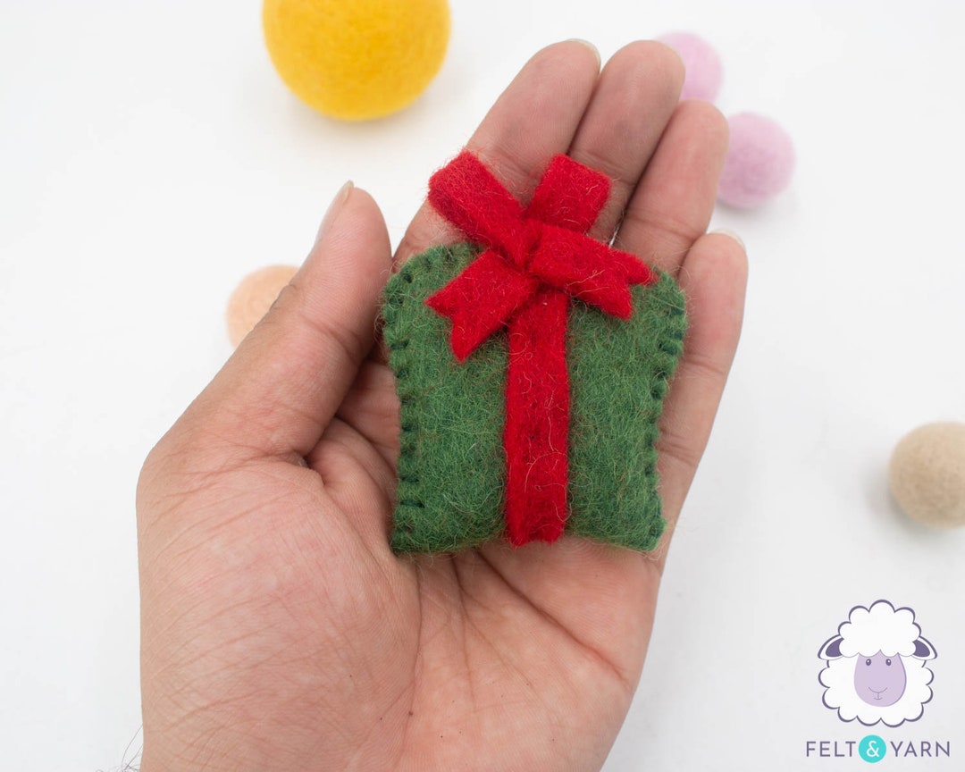 Wool Felt Christmas Present Box |tree Hanging Ornaments | Handmade Gift ...