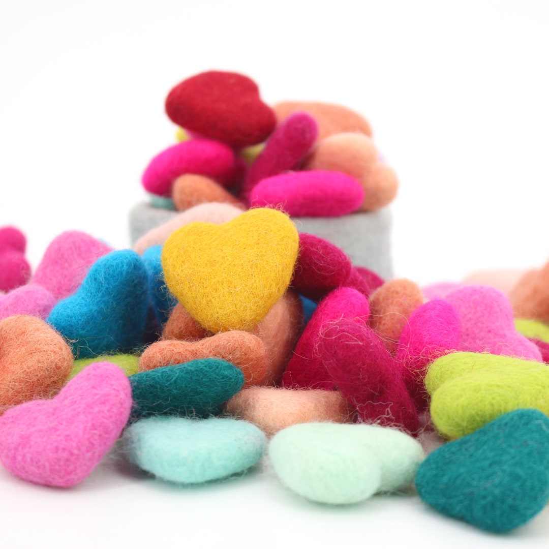 35 Pieces - 4cm Wool Felt Hearts, 100 Colors, Handmade and Eco-product ...