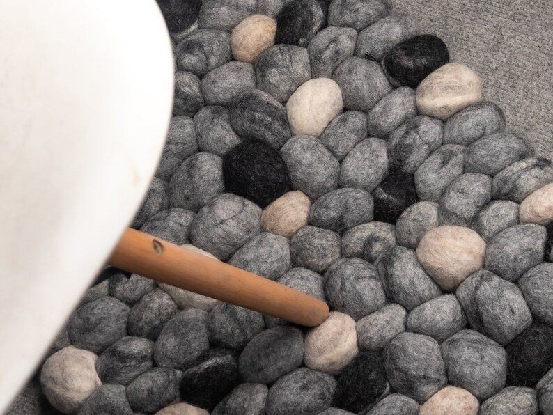 Wool Felt Pebble Rug Stone Handmade Ball Carpet for Room Decor Ideal ...