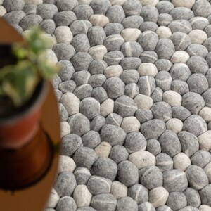 Large Wool Pebble Stone Oval Rug / Handmade Wool Felt Aesthetic Rug - Etsy