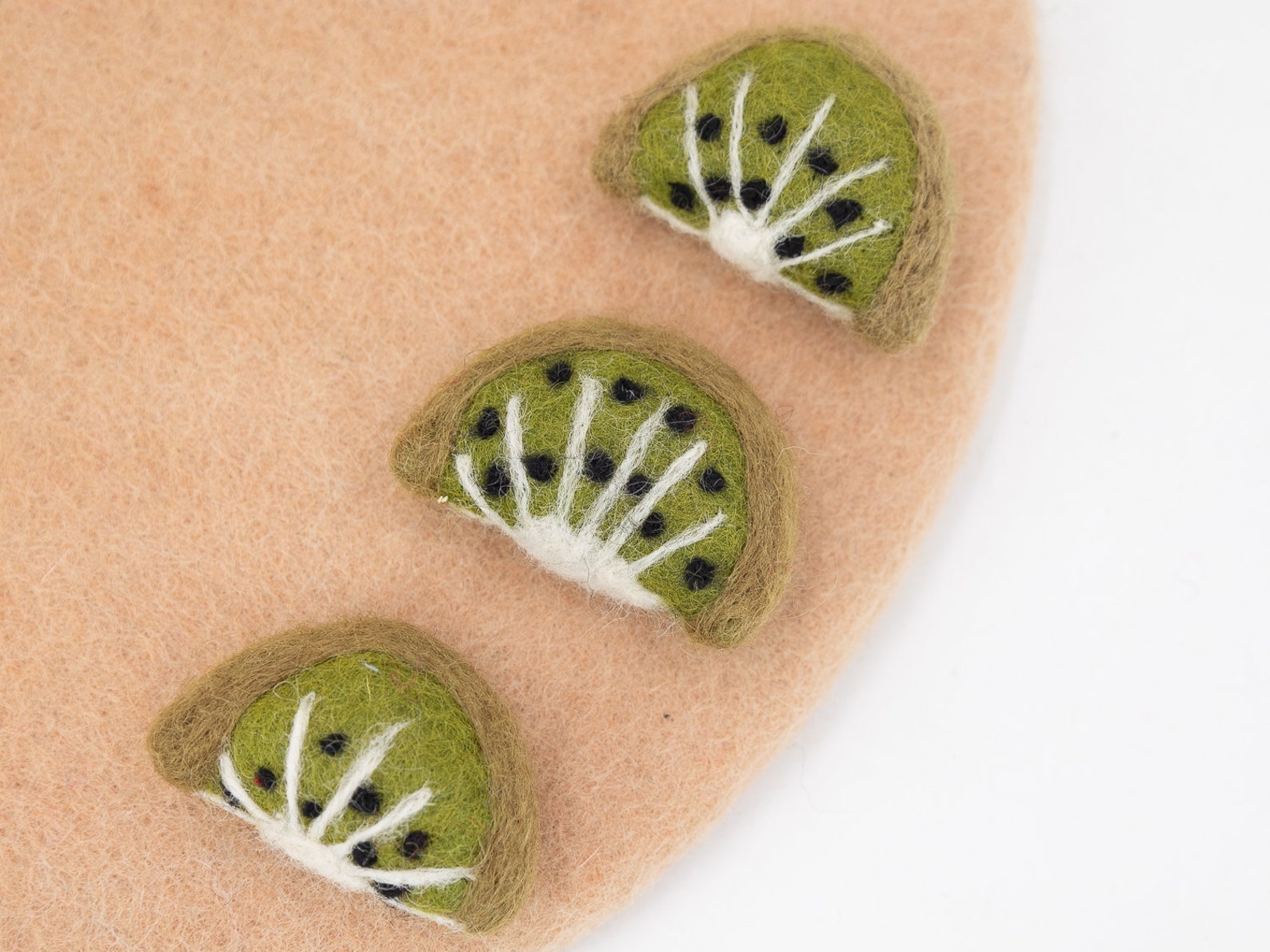 45 Pcs of 6cm Wool Felt Kiwi Slices Felted Fruits Slice for Kids ...