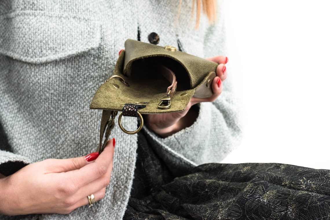 Leather Key Holder Elegant Small Key Case With Comfortable - Etsy