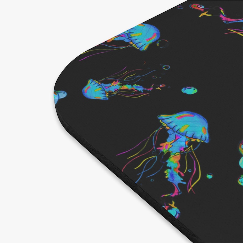 Psychedelic Jellyfish Mouse Pad, Neon Ocean Desk Mat, Kaleidoscope Sea ...