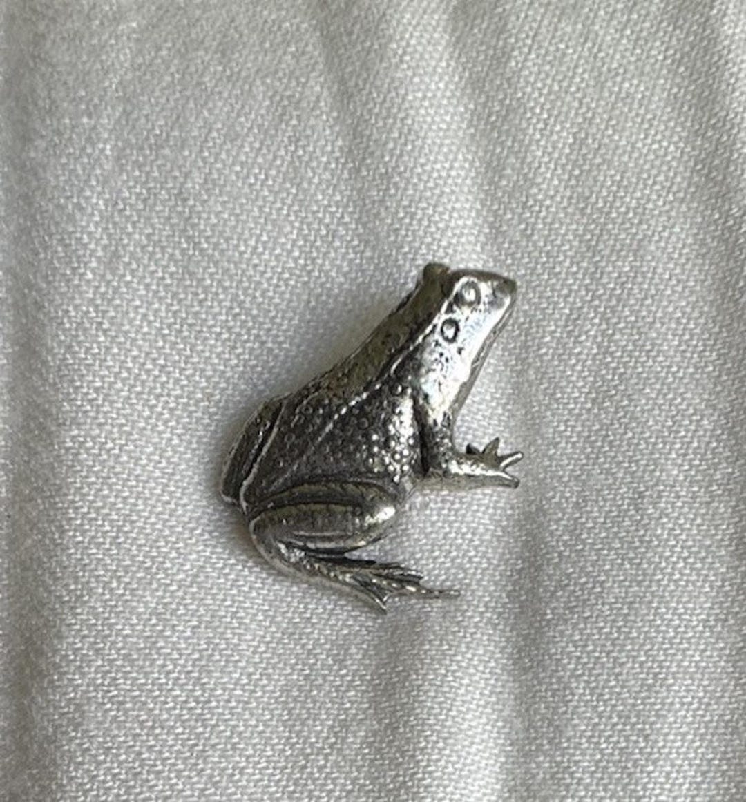 FROG A.R. Brown Pewter Pin Badge Lapel Brooch Silver Novelty ...