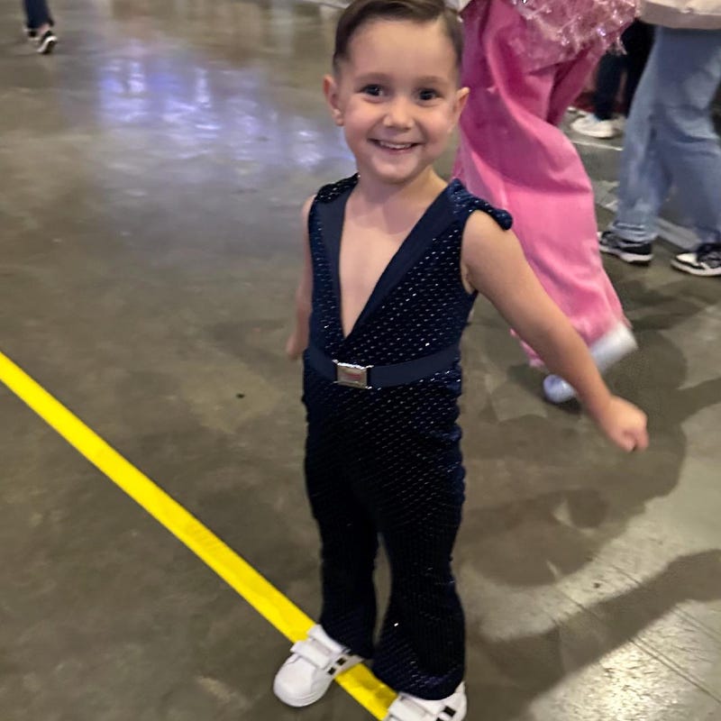 Benson Boone Costume - Etsy