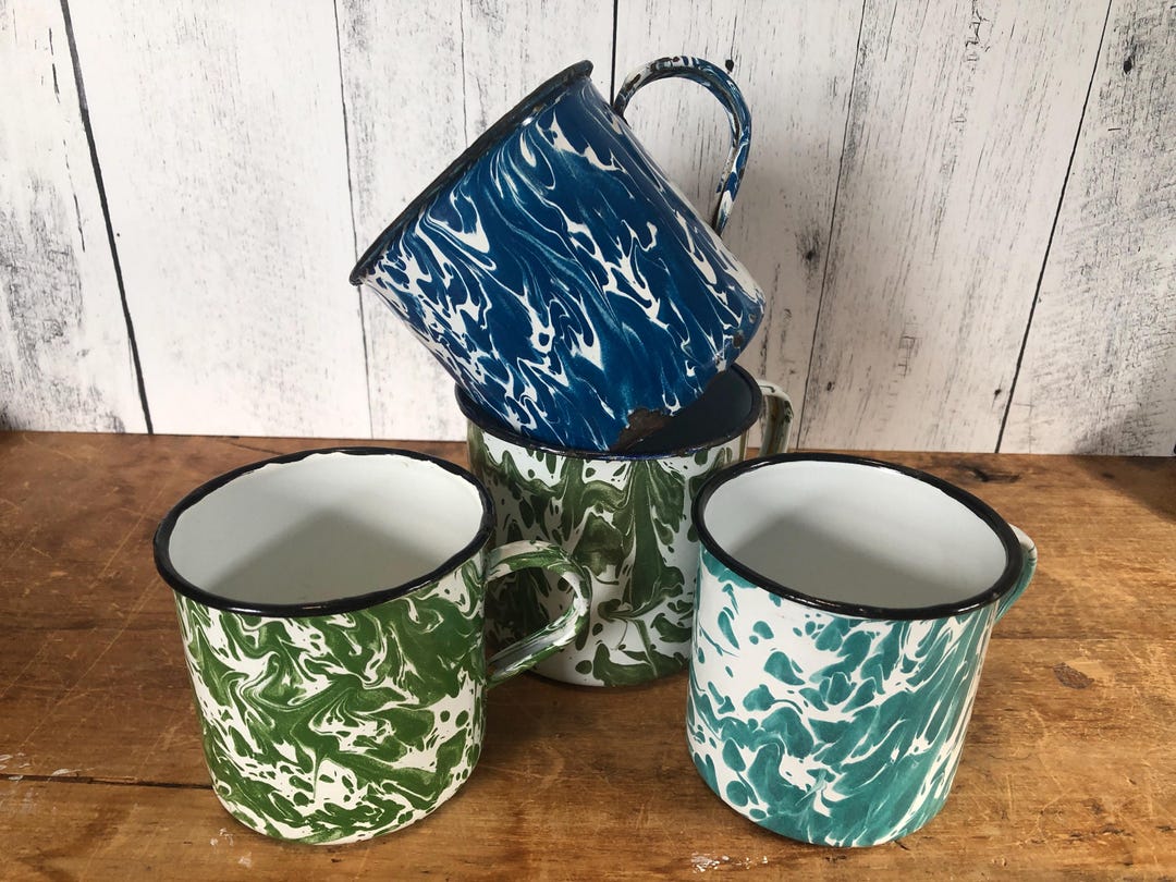 Vintage Enamelware Swirl Pattern Set of 4 Mugs - Etsy