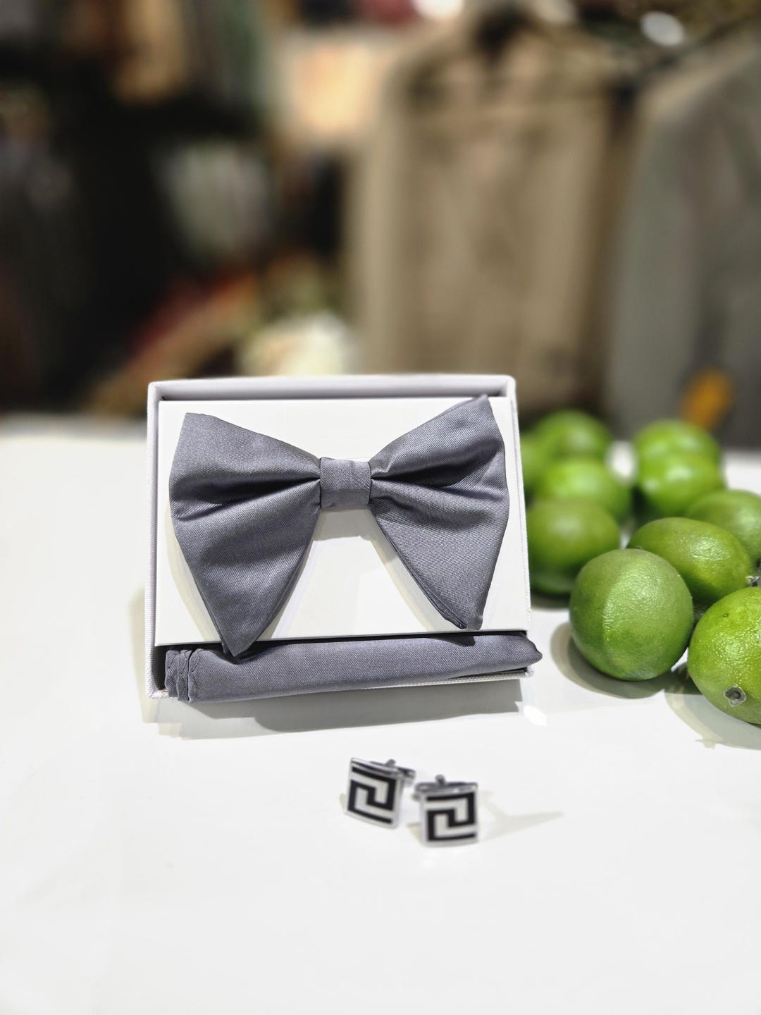 Long Bow Tie (tom Ford Style) With Pocket Square – Butterfly Bowtie ...
