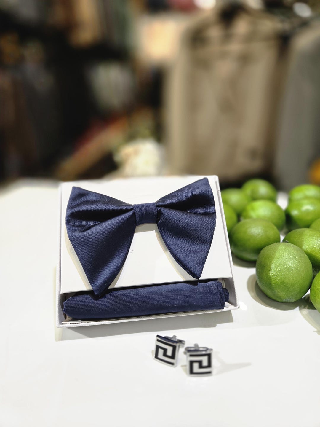 Long Bow Tie (tom Ford Style) With Pocket Square – Butterfly Bowtie ...