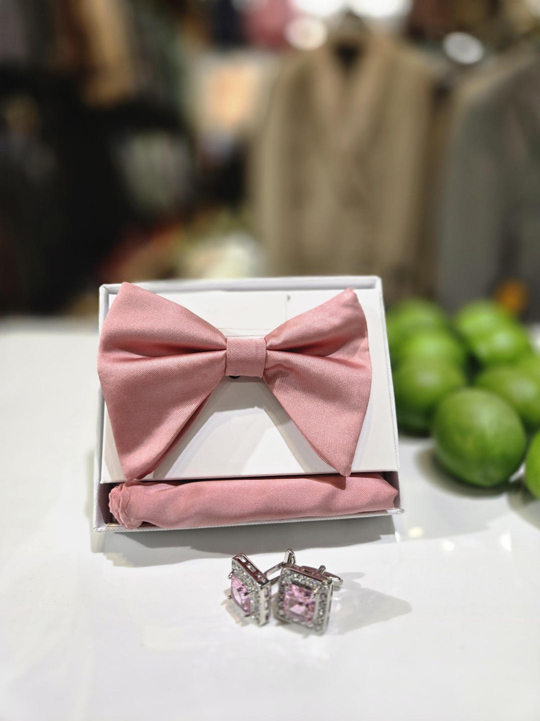 Long Bow Tie (tom Ford Style) With Pocket Square – Butterfly Bowtie ...