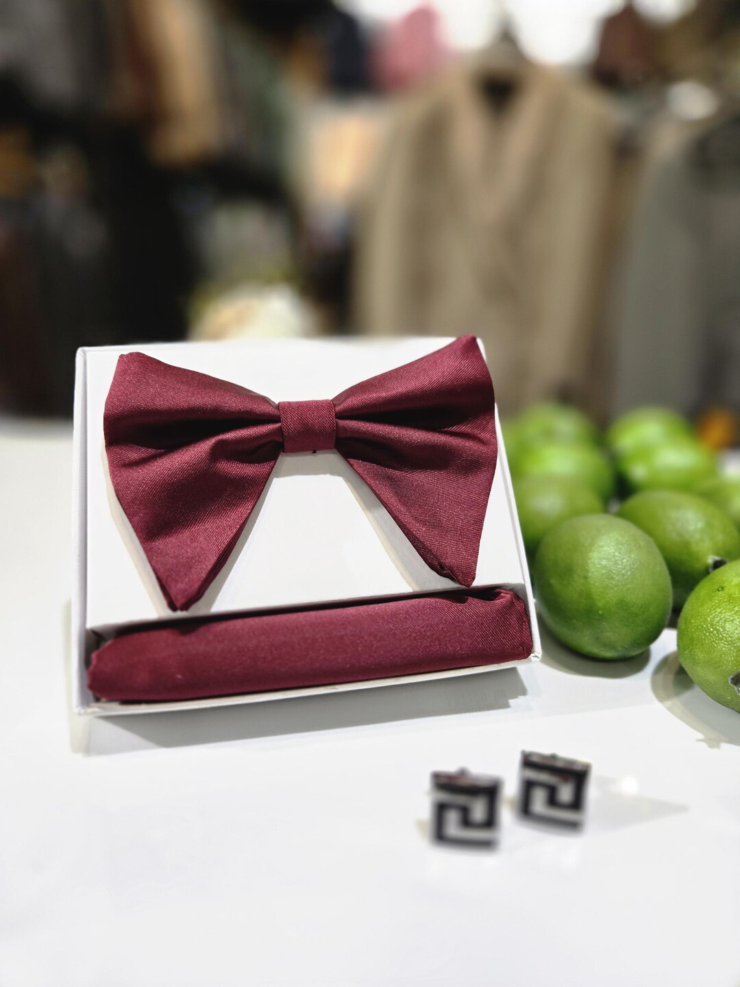 Long Bow Tie (tom Ford Style) With Pocket Square – Butterfly Bowtie ...