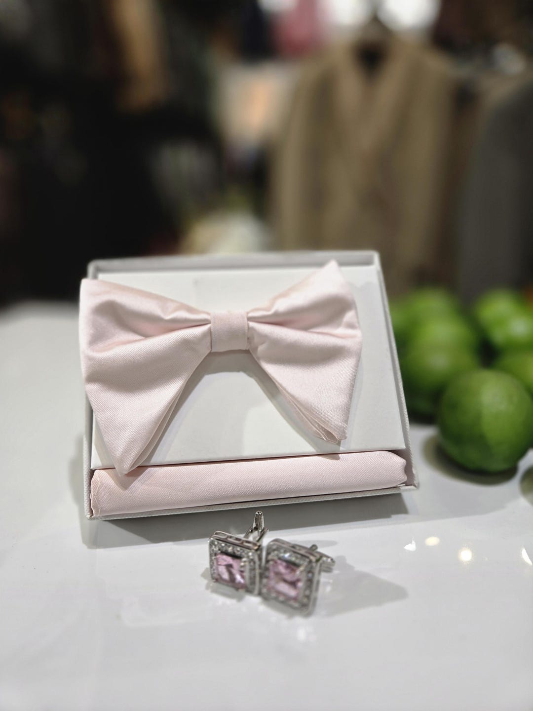 Long Bow Tie (tom Ford Style) With Pocket Square – Butterfly Bowtie ...