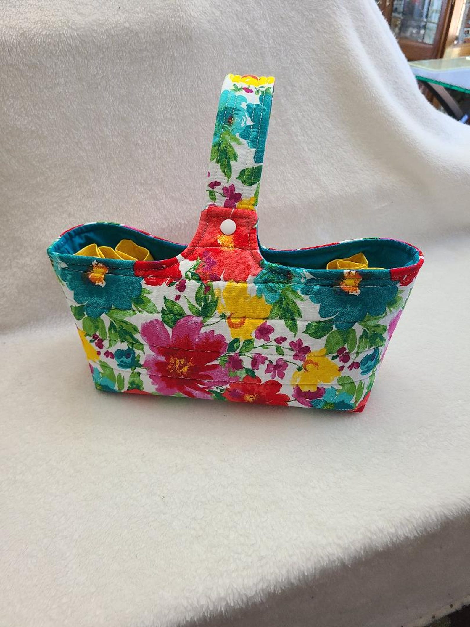Egg Gathering Quilted Tote With Pockets - Etsy