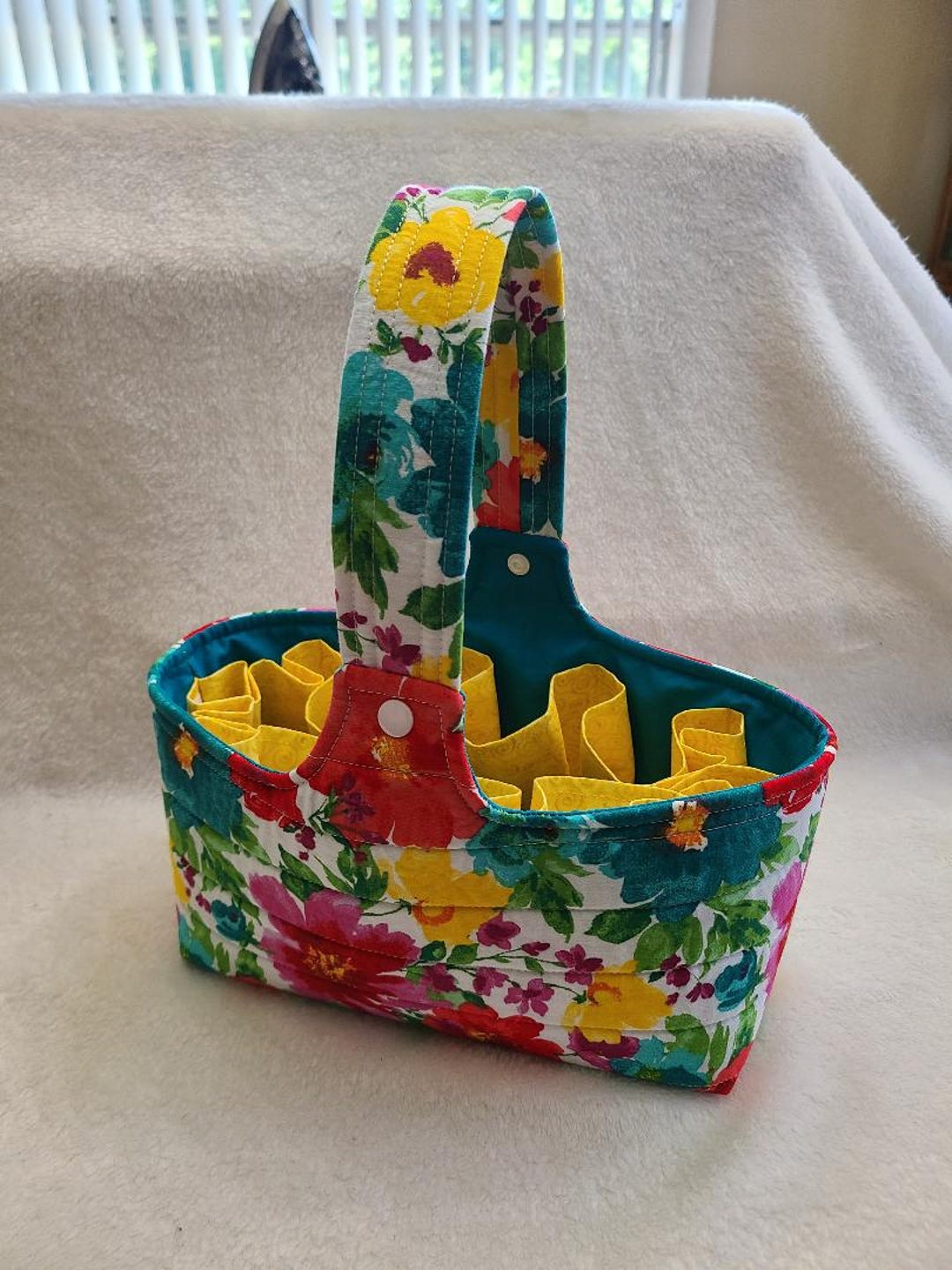 Egg Gathering Quilted Tote With Pockets - Etsy