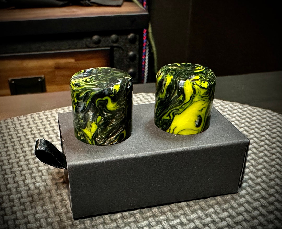 Custom yellow Damascus Guitar and Bass Volume Knob Set - Etsy