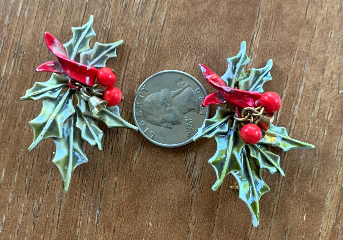 2 Signed ART Holly Berry Enamel Christmas Pins - Etsy