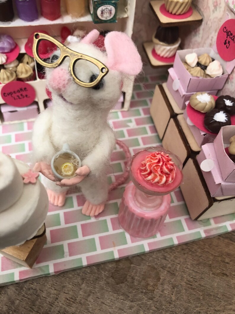 Miniature Mouse Diorama Bakery Scene - Etsy