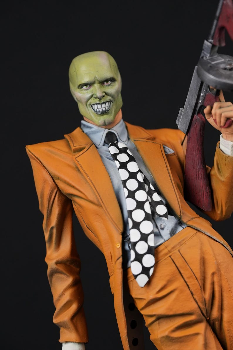 The Mask Figure - Comic Statue - Cartoon Hero Collectible - Full Hand ...